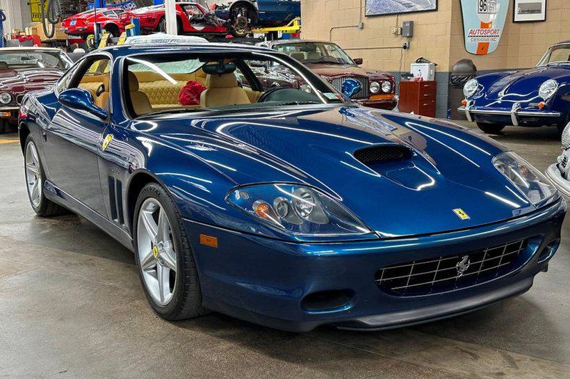 Ferrari 575 Interior