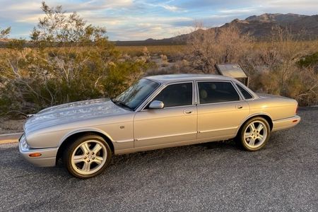 Jaguar XJ8 For Sale | Hemmings