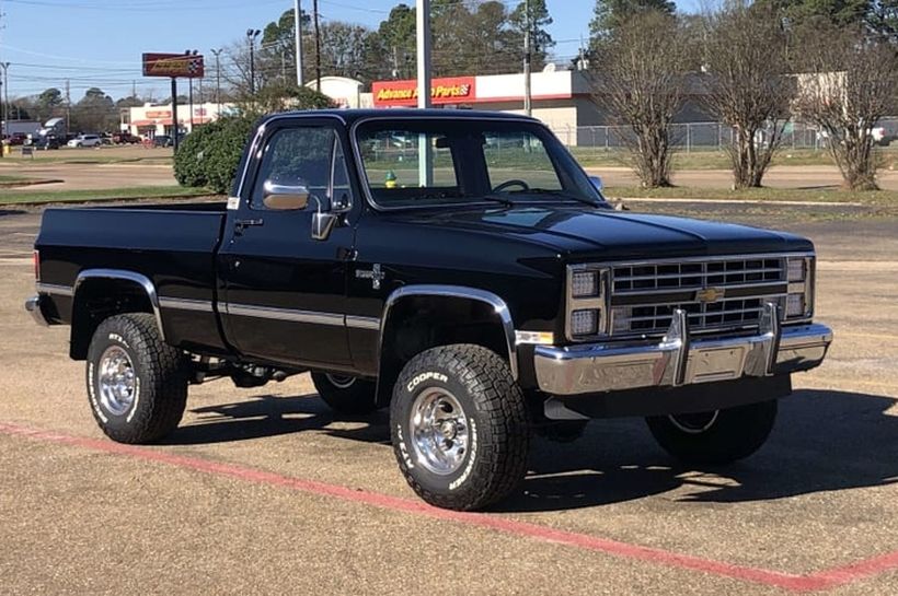 1985 Chevy Truck Lifted