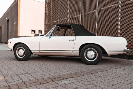 Classic Mercedes-Benz 230SL For Sale | Hemmings