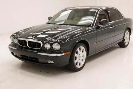 Classic Jaguar XJ8 For Sale | Hemmings