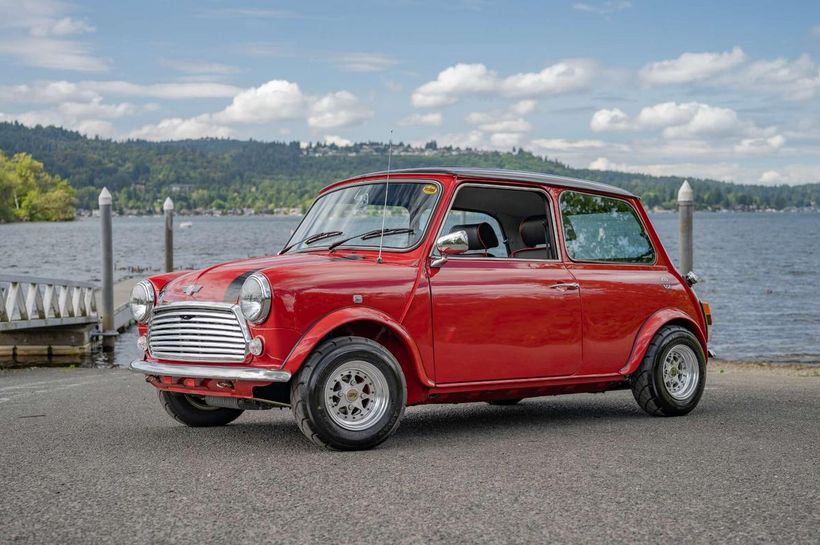 Custom Mini Coopers