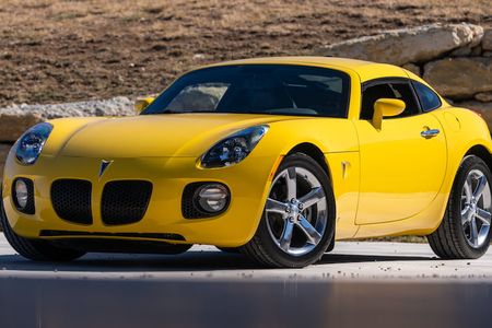 Pontiac Solstices for Sale | Hemmings