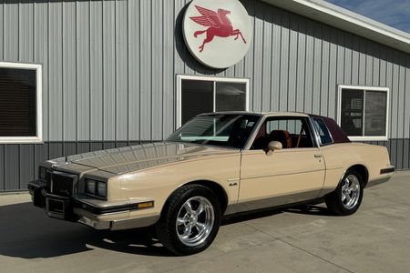 Classic Pontiac Grand Prix For Sale - Hemmings