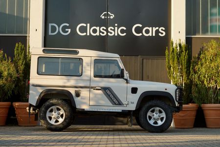 Classic Land Rover Defender 90 For Sale | Hemmings