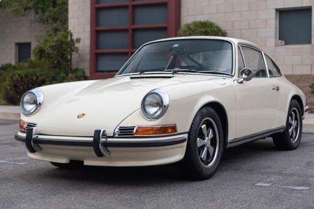 Classic Porsche 911E For Sale - Hemmings