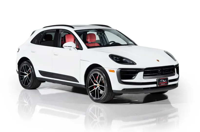 2024 Porsche Macan SUV Farmingdale, New York - Hemmings