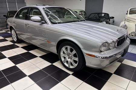Classic Jaguar XJ8 For Sale - Hemmings