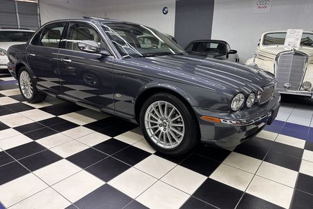 Classic Jaguar XJ8 For Sale - Hemmings