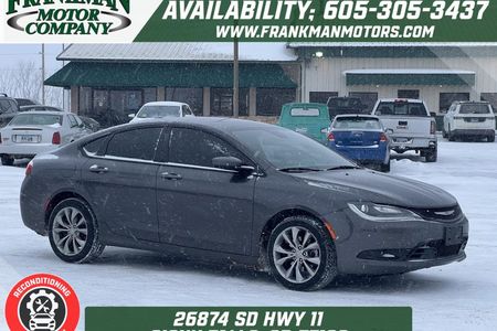 Classic Chrysler 200 For Sale | Hemmings