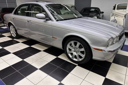Classic Jaguar XJ8 For Sale - Hemmings