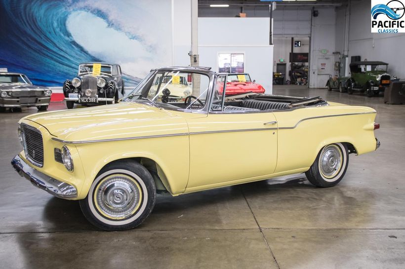 Studebaker Lark Logo