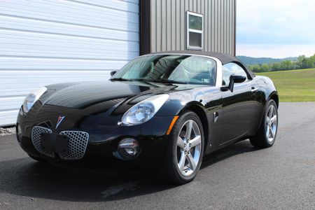 Pontiac Solstices for Sale | Hemmings