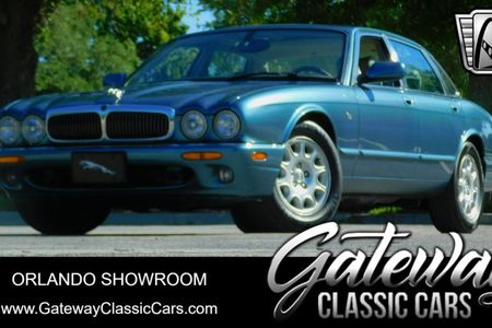 Classic Jaguar XJ8 For Sale - Hemmings