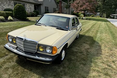 Classic Mercedes-Benz 240D For Sale - Hemmings