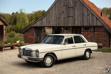Mercedes-Benz 240D For Sale | Hemmings