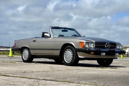 Mercedes-Benz 560SL For Sale | Hemmings