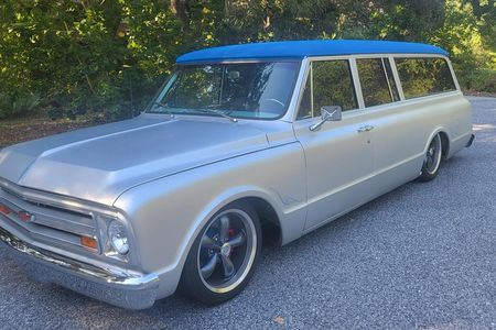 1968 Chevrolet Suburbans for Sale | Hemmings