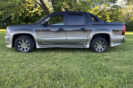 Classic Chevrolet Avalanche For Sale - Hemmings