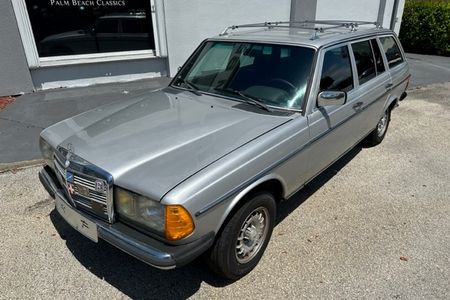 Classic Mercedes-Benz 300TD For Sale | Hemmings