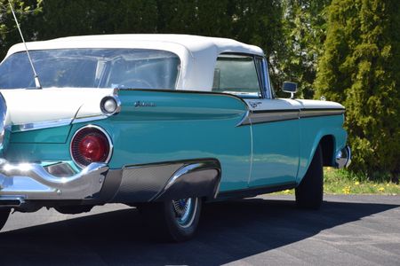 Classic Ford Sunliner For Sale - Hemmings