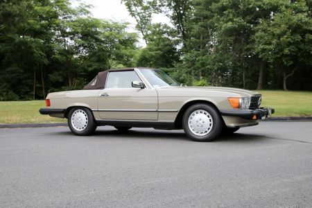 Mercedes-Benz 560SL For Sale | Hemmings