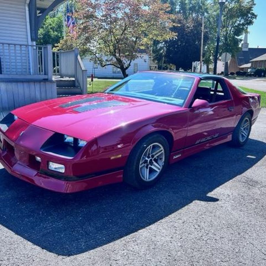 Z28 Camaro With Purple 350