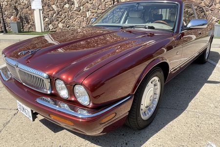 Jaguar XJ8 For Sale | Hemmings